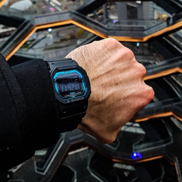 Наручные часы Casio G-SHOCK PREMIUM GW-B5600-2 — купить в интернет ...