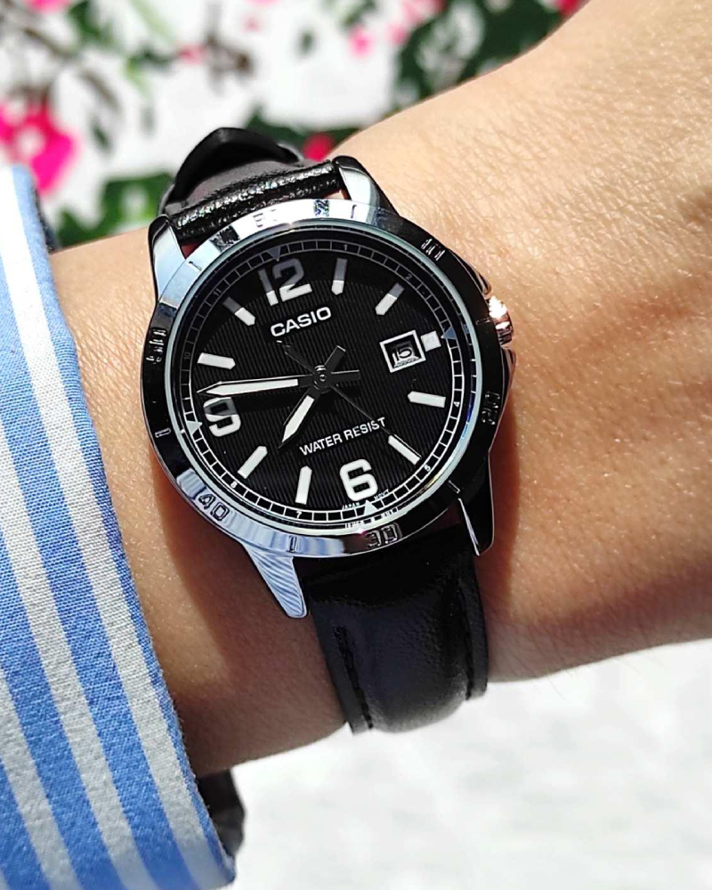 Наручные часы Casio Collection Women LTP-V004L-1B — купить в интернет ...